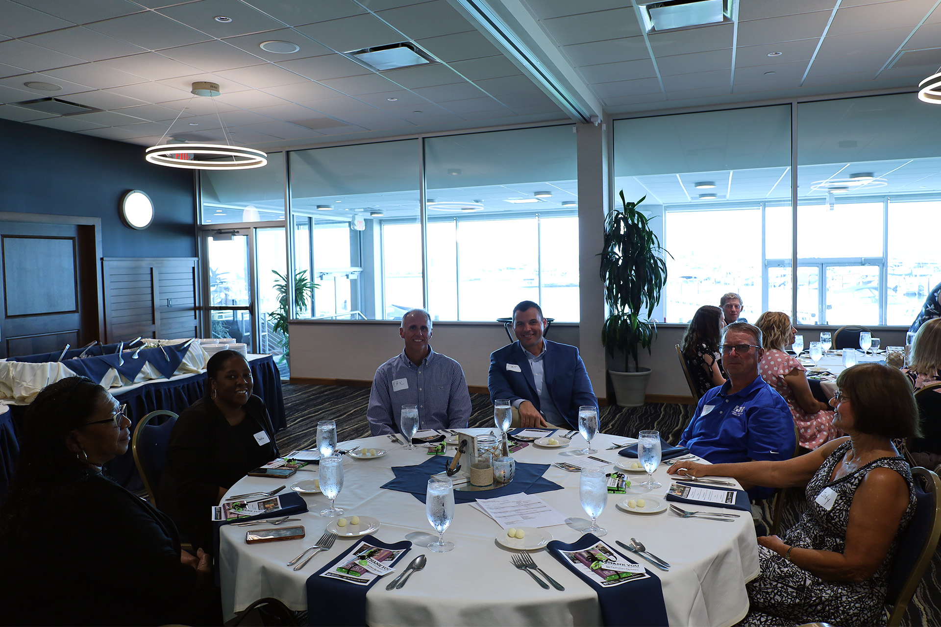 Big Brothers Big Sisters Hosts Appreciation Dinner - Family Services of ...